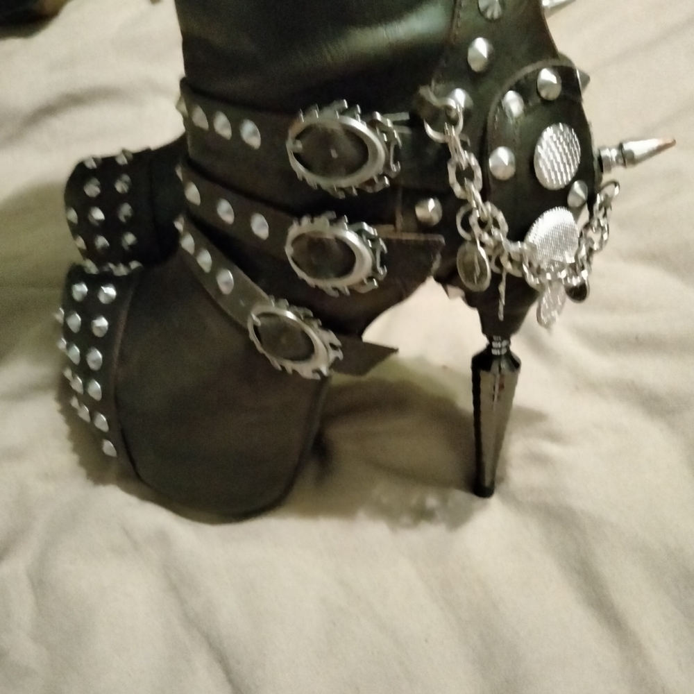 Hades Embellished Platform Boots. - Gem
